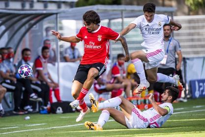 Vuelve Benzema, entran Chust y Arribas; y baja Hazard - Estadio deportivo